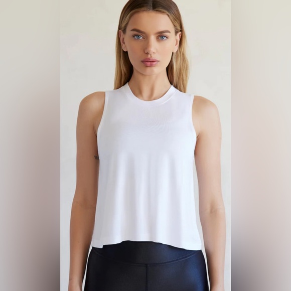 Carbon38 | Tops | Carbon38 Crop Tank | Poshmark
